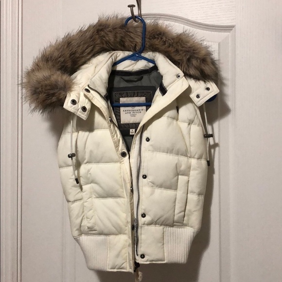 Abercrombie & Fitch | Jackets & Coats | Abercrombie F Hooded Puffer Vest With Fur Detail | Poshmark